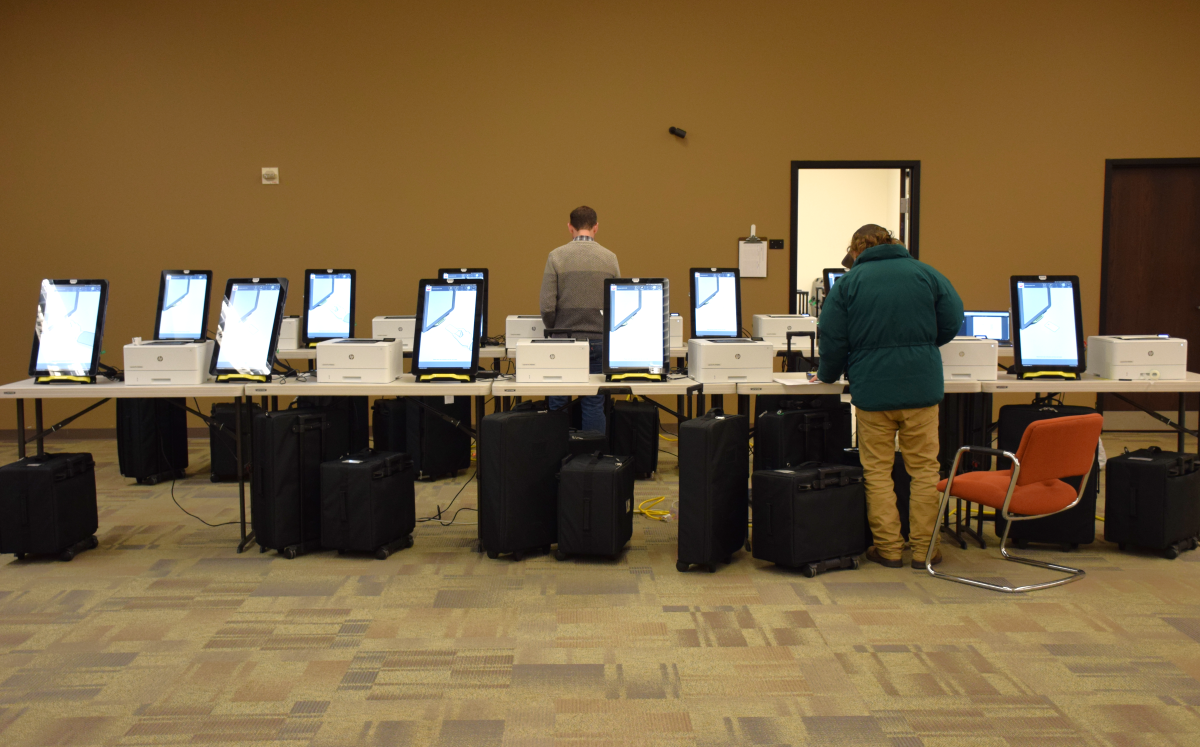 Election officials test voting machines ahead of Presidential Primary ...