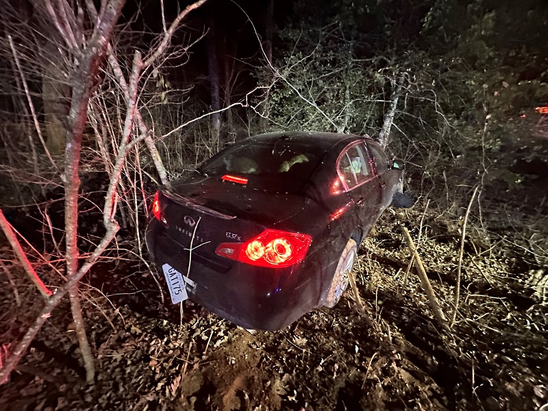 Single-vehicle crash near White County line sends 2 to hospital - Now ...