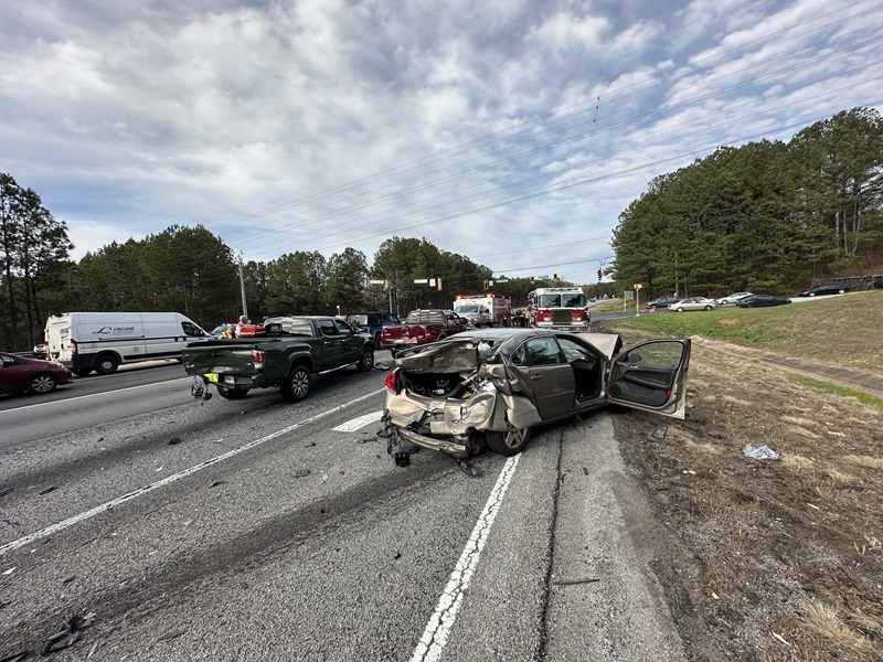 Multiple injuries reported in 5-vehicle wreck on GA 365 - Now Habersham