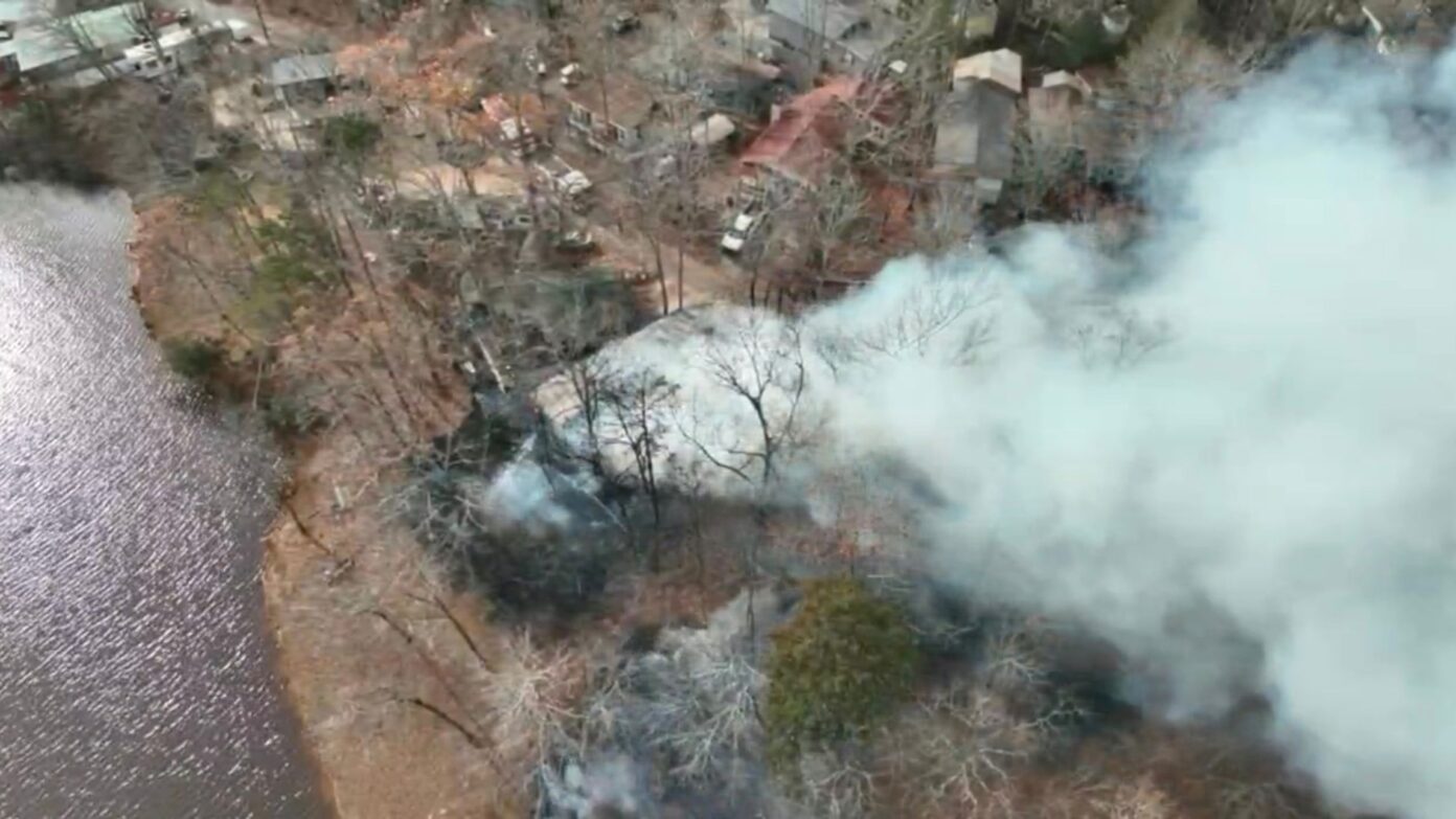 White County firefighters battle two-story structure fire - Now Habersham