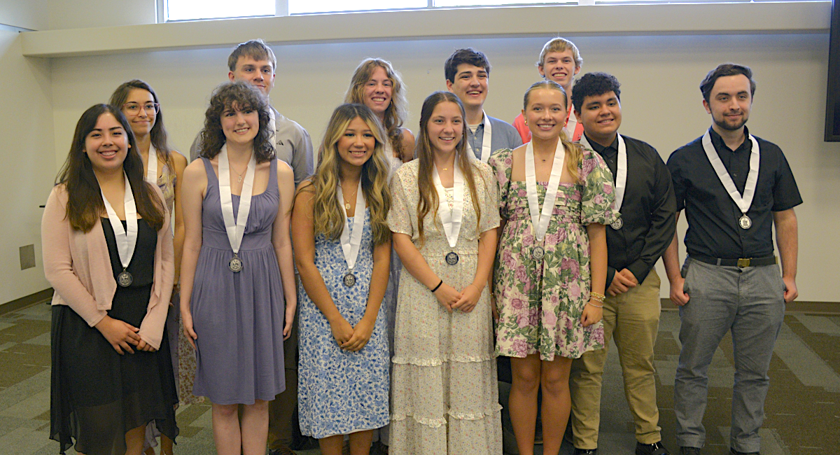 Habersham Central honors AP Capstone students for rigorous academic ...