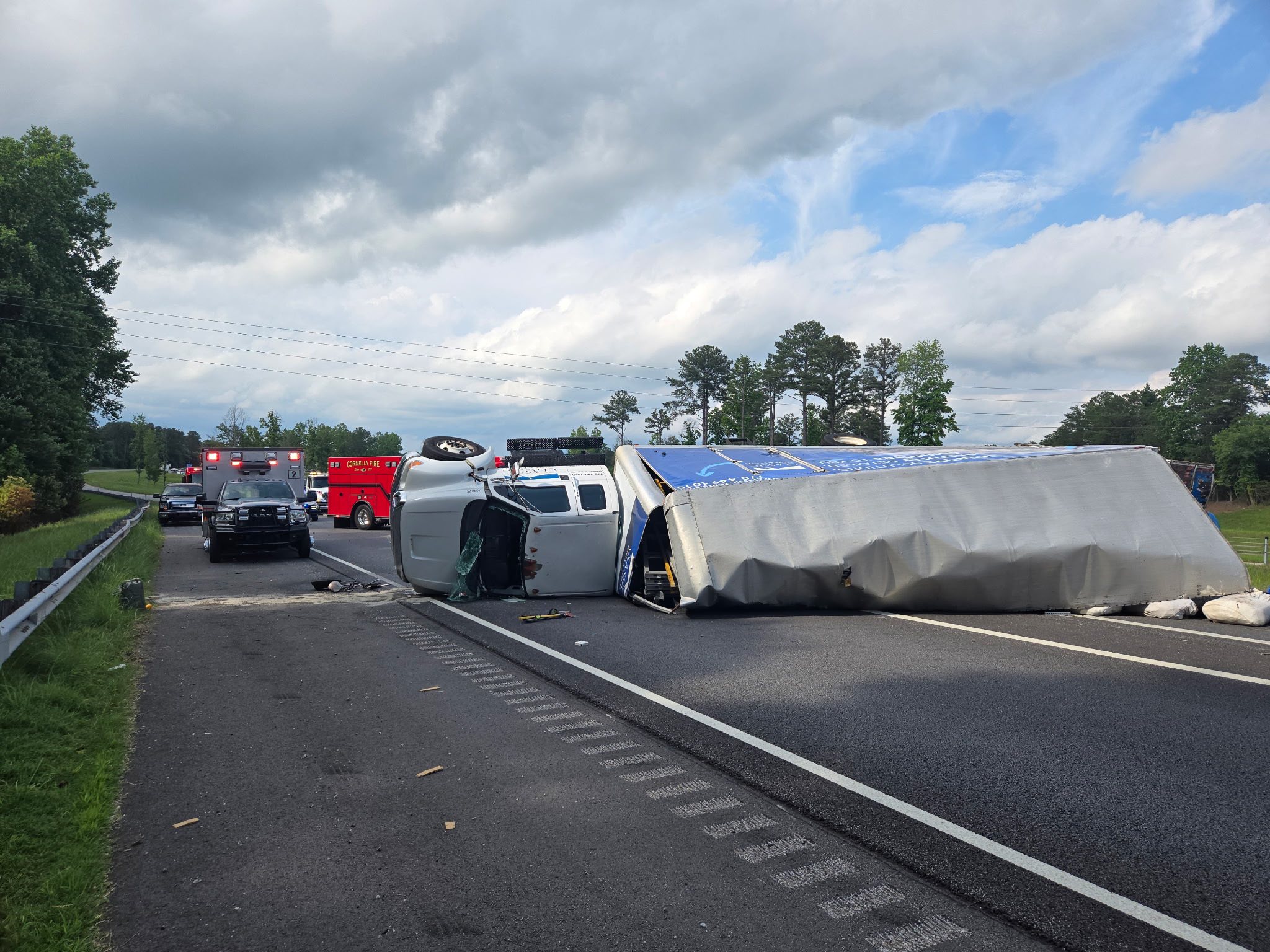 GA 365 SB reopens after box truck wreck - Now Habersham