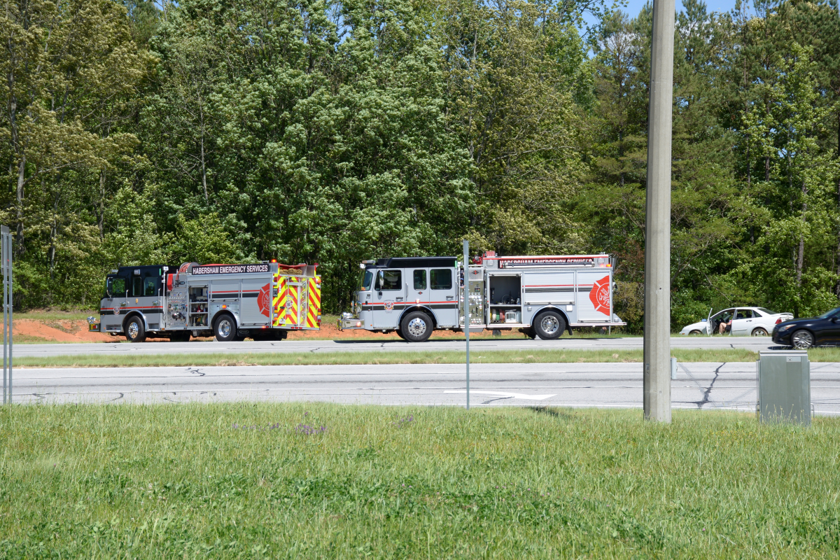 Firefighters respond to structure fire off GA 15/US 441 in Mt. Airy ...