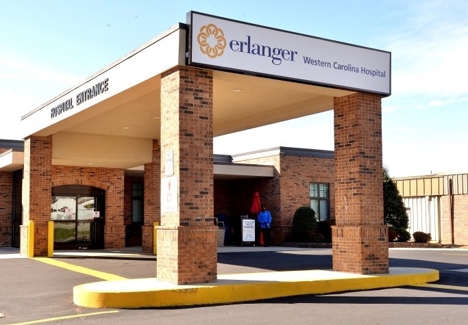 Inmate fatally shoots North Carolina officer before being caught in ...