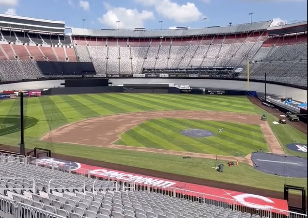 Record crowd expected at Bristol for the MLB Speedway Classic between the Braves and Reds - Now ...