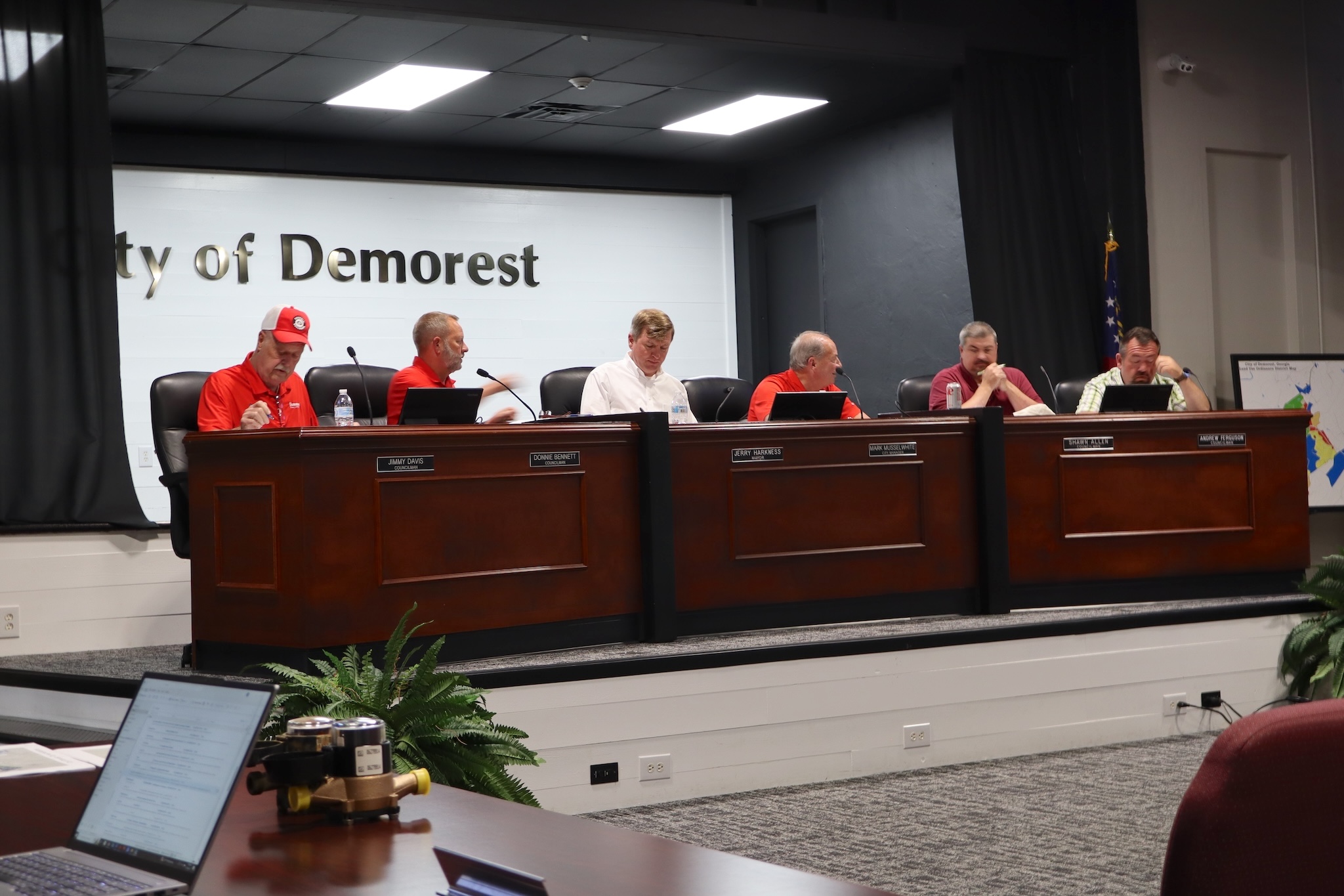 Demorest Council approves parking, police department concept plans ...