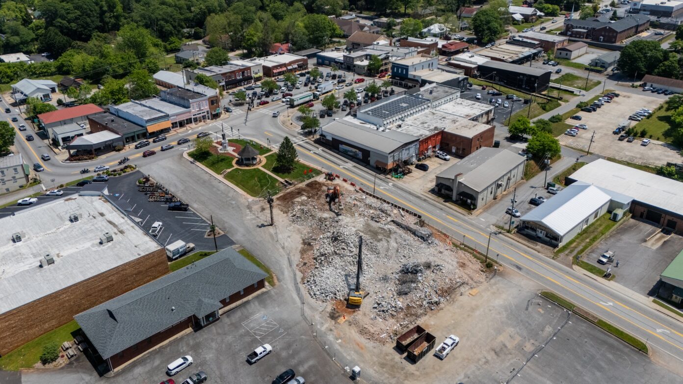 Clarkesville approves hotel feasibility study, reviews proposed 2026 ...