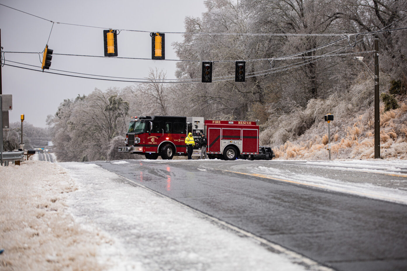 Storm-related gas leak shuts down road in Clarkesville - Now Georgia